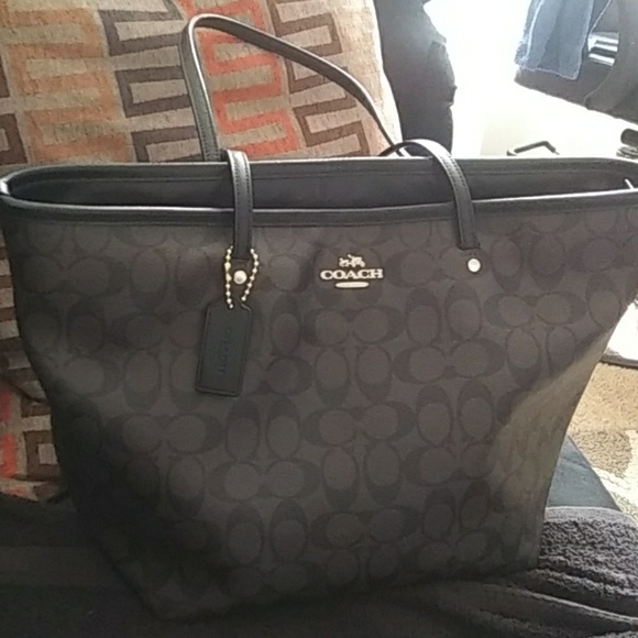 Coach | Bags | Coach Bag Neverfull Medium | Poshmark